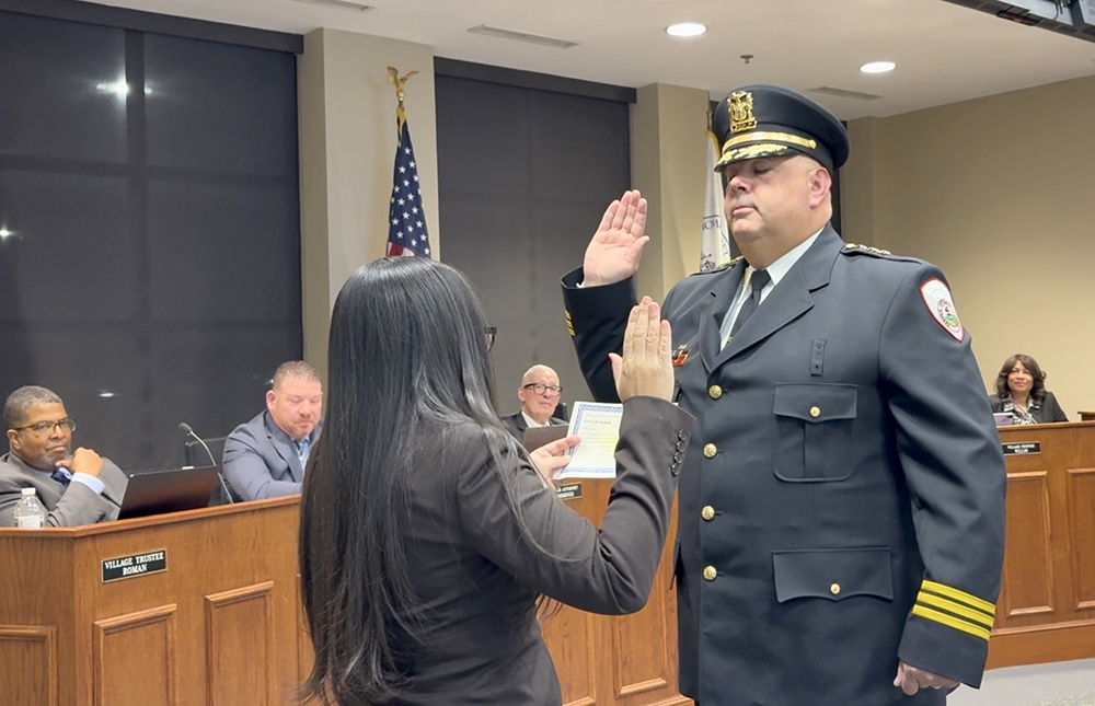 New Homewood police chief Thomas Johnson sworn in - HF Chronicle